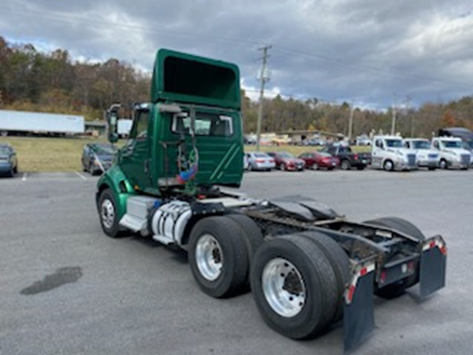 2018 International LF687 - Crook Motor Company