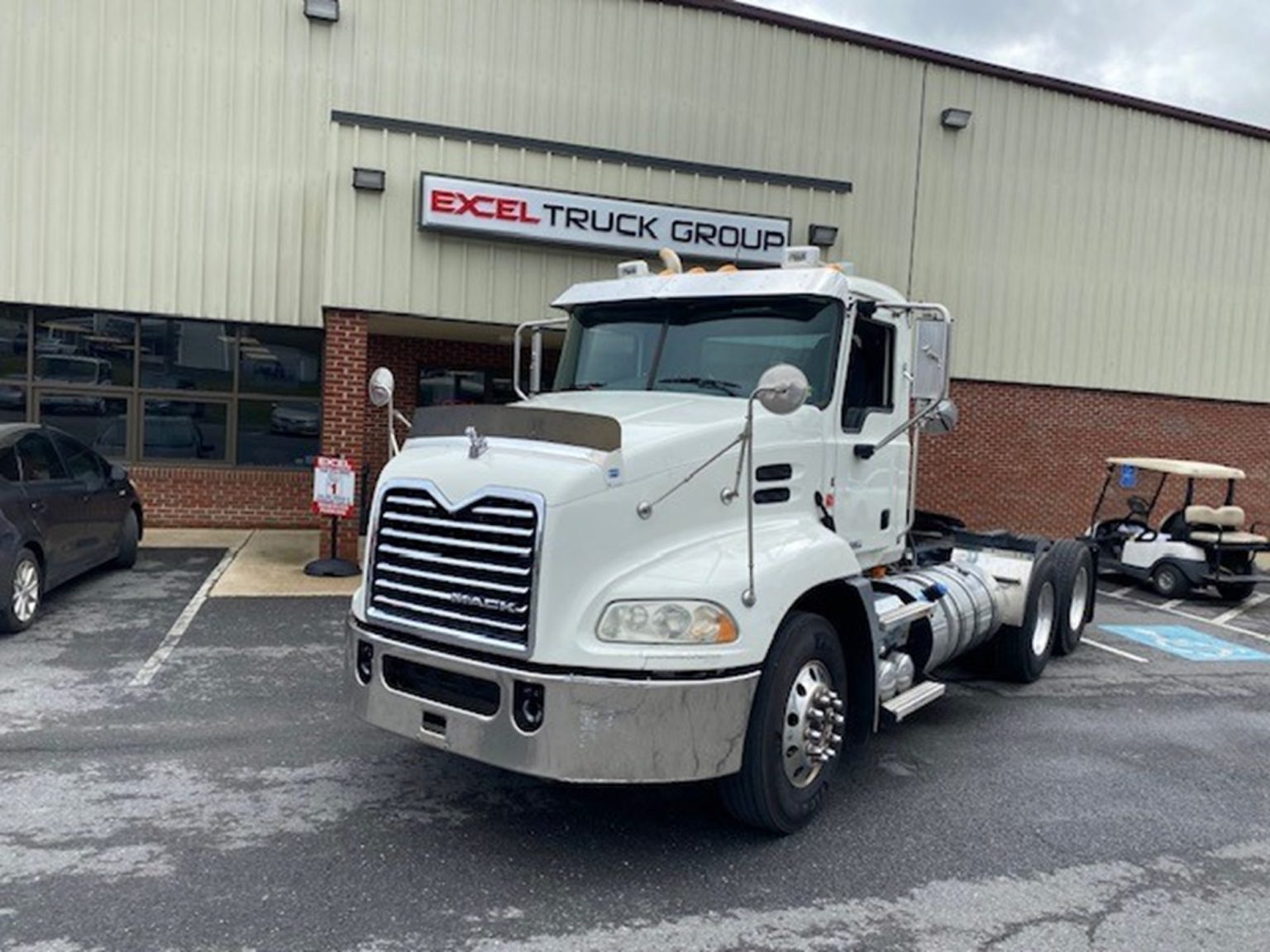 2015 Mack CXU600 - Crook Motor Company