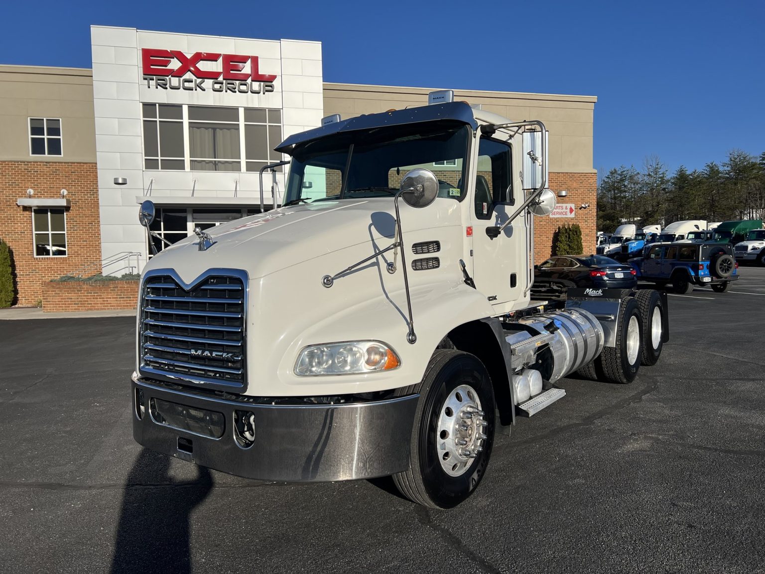 2015 MACK 600 - Crook Motor Company