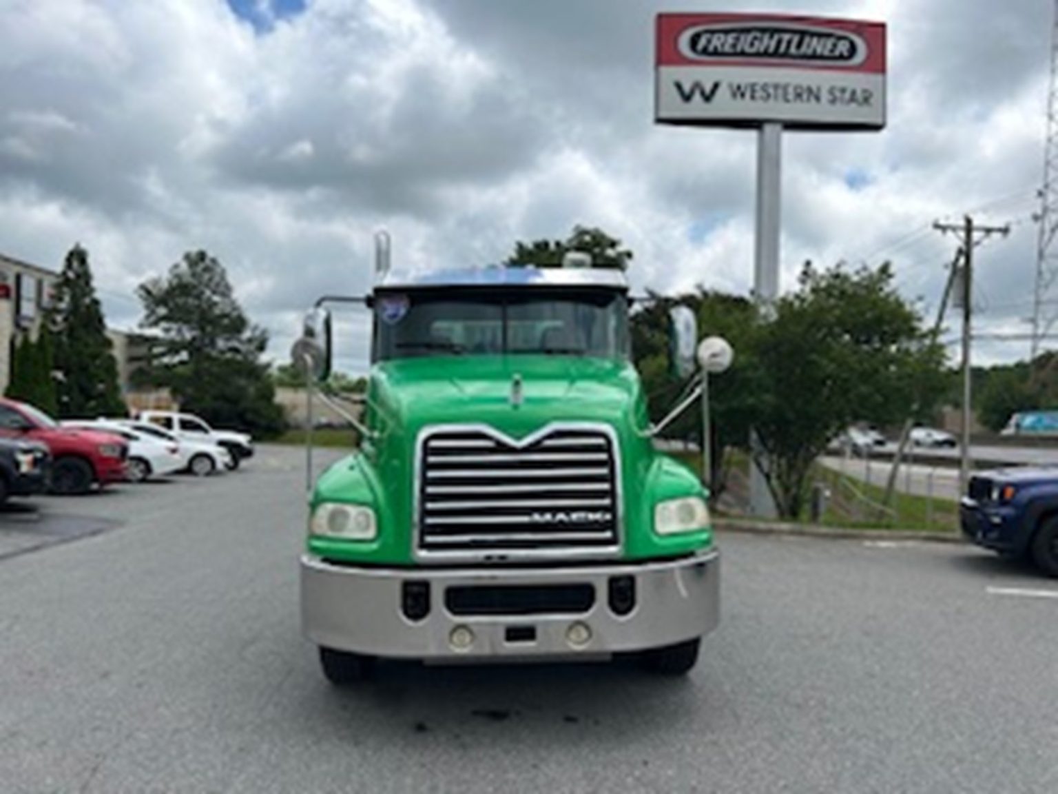 2015 Mack CXU613 - Crook Motor Company