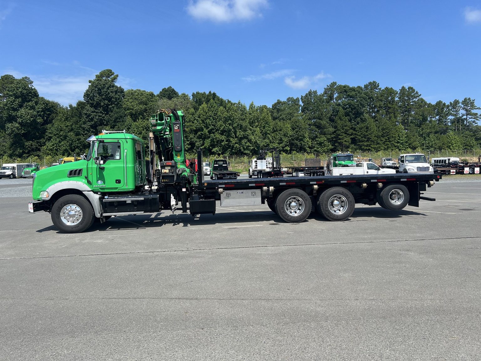 2012 Mack GU (Granite) - Crook Motor Company