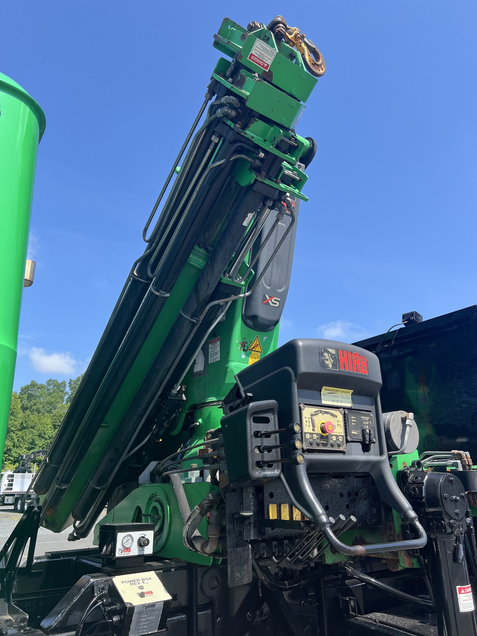 2012 Mack GU (Granite) - Crook Motor Company