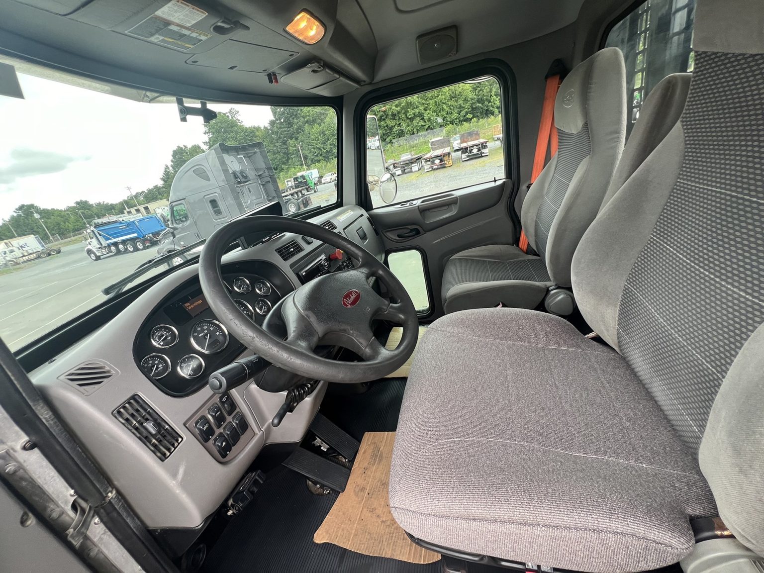 2015 Peterbilt 348 - Crook Motor Company