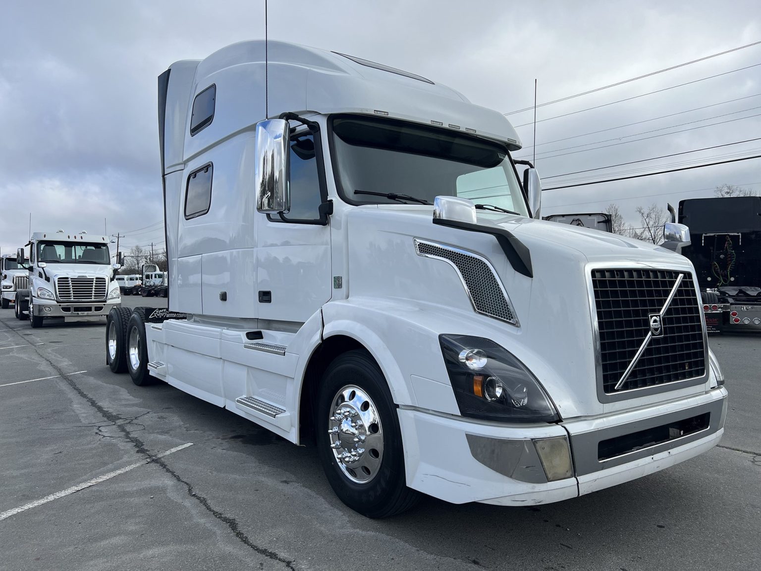 2017 Volvo VNL - Crook Motor Company
