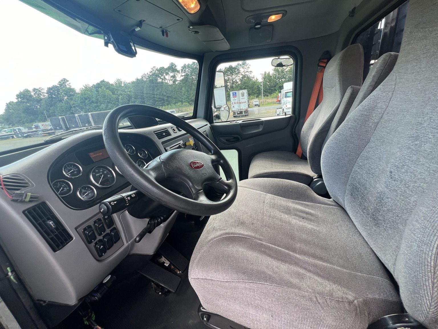 2016 Peterbilt 348 - Crook Motor Company