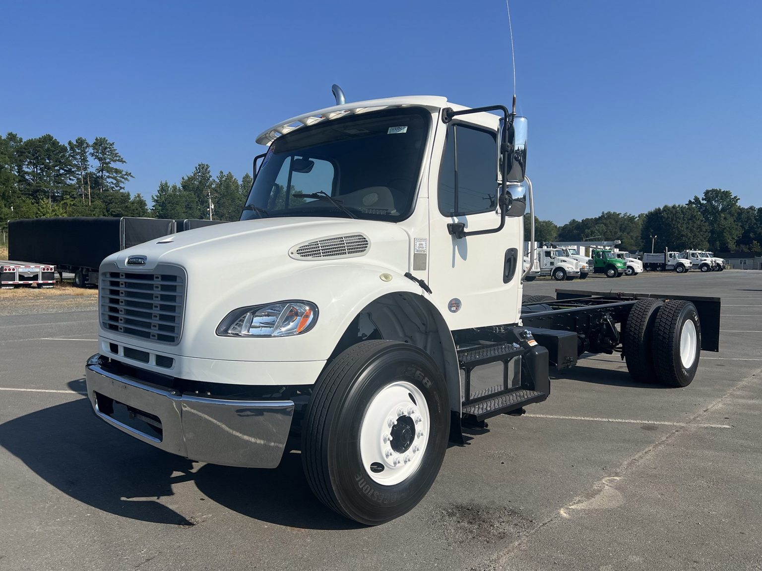 2019 Freightliner M2106 - Crook Motor Company