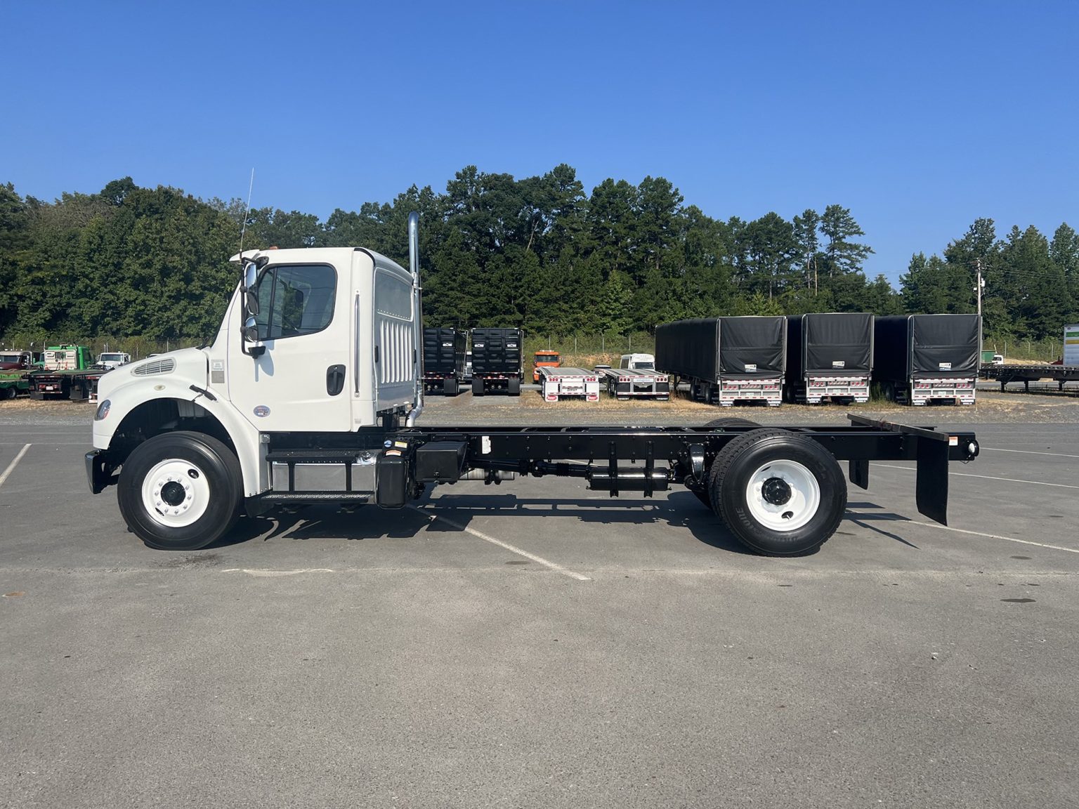 2019 Freightliner M2106 - Crook Motor Company