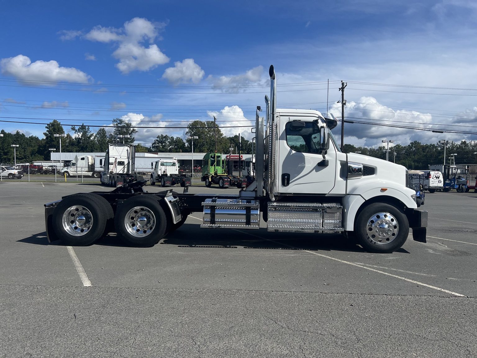 2022 Western Star 49X Chassis - Crook Motor Company