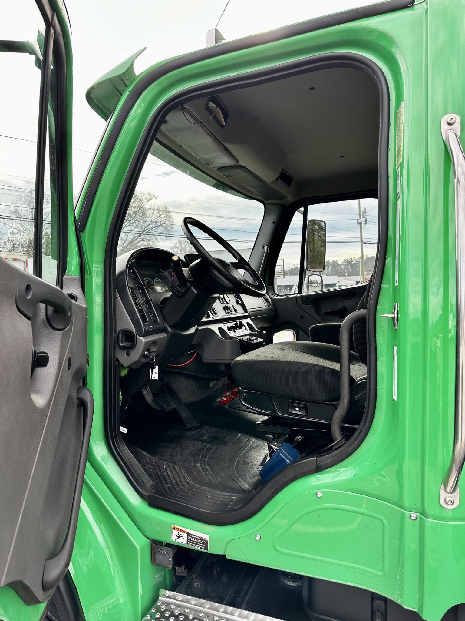 2018 Freightliner M2106 - Crook Motor Company