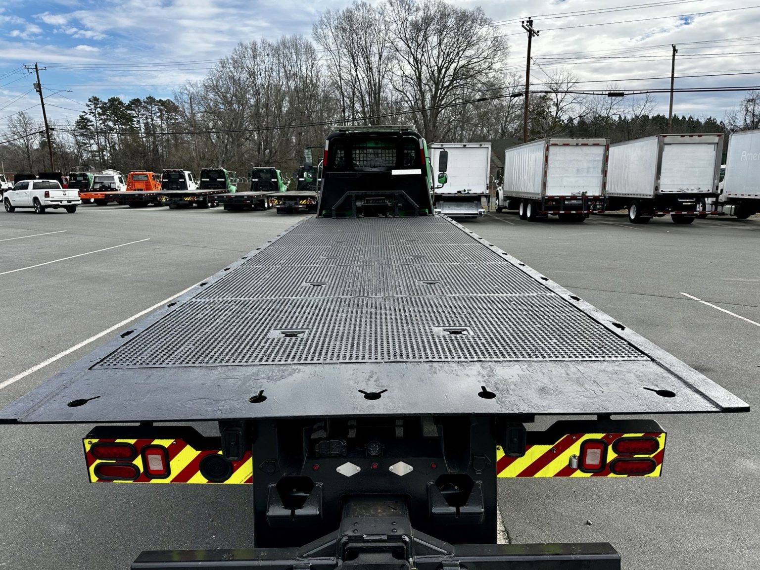 2018 Freightliner M2106 - Crook Motor Company