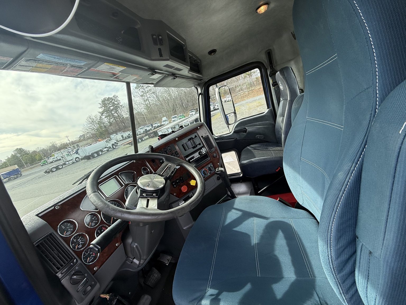 2018 Mack 600 - Crook Motor Company