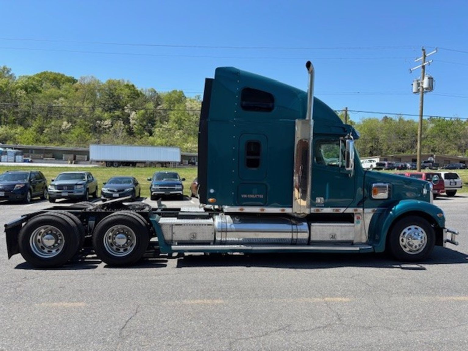 2012 Freightliner CC132 Coronado - Crook Motor Company