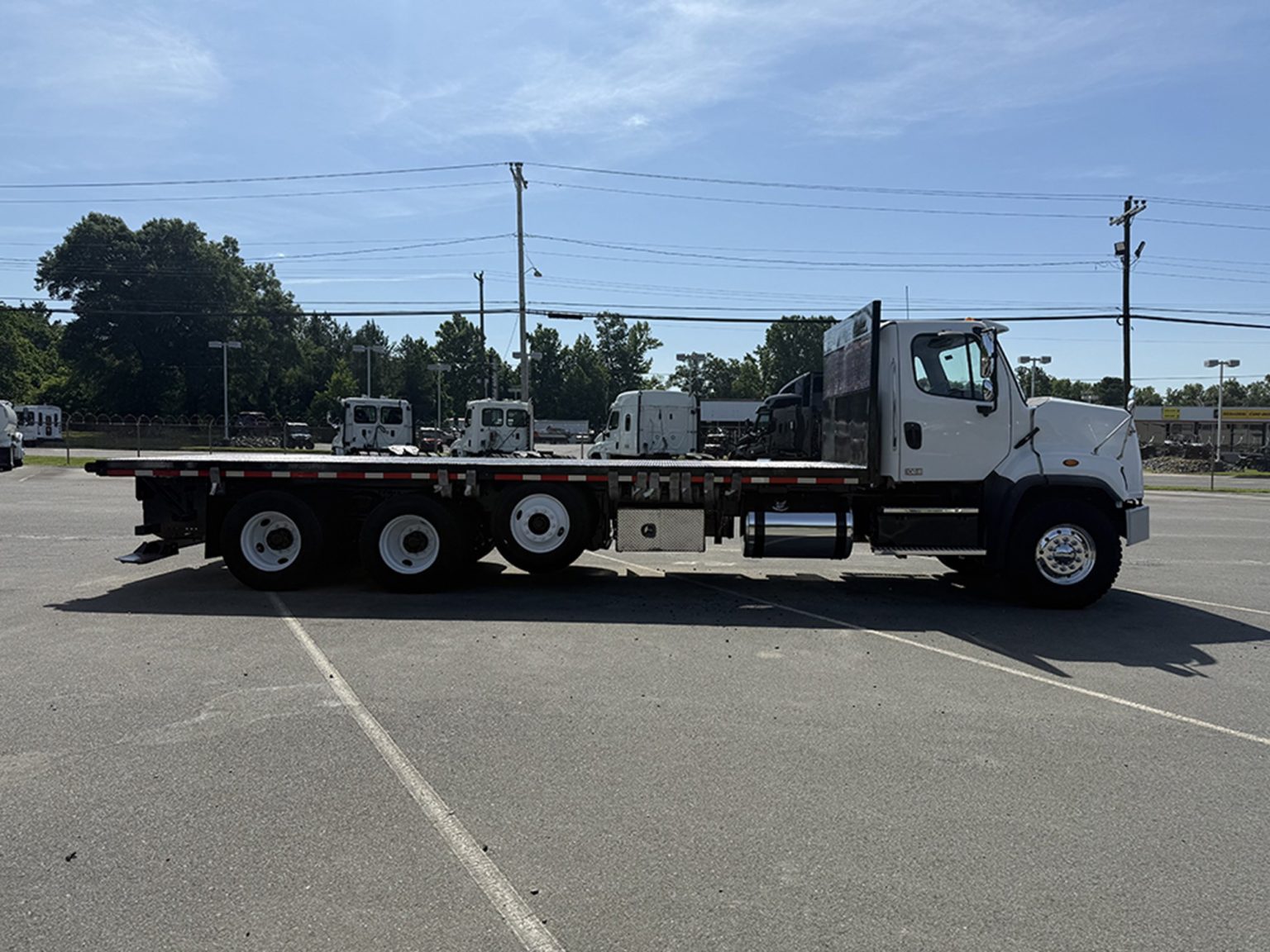 2015 Freightliner 108SD - Crook Motor Company