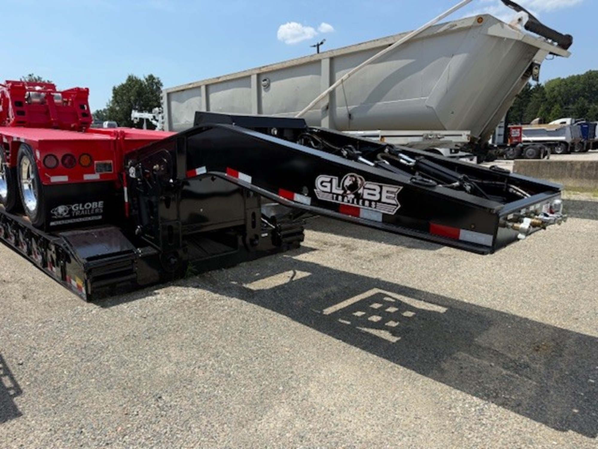 2026 Globe Trailer M Lowboy - Crook Motor Company