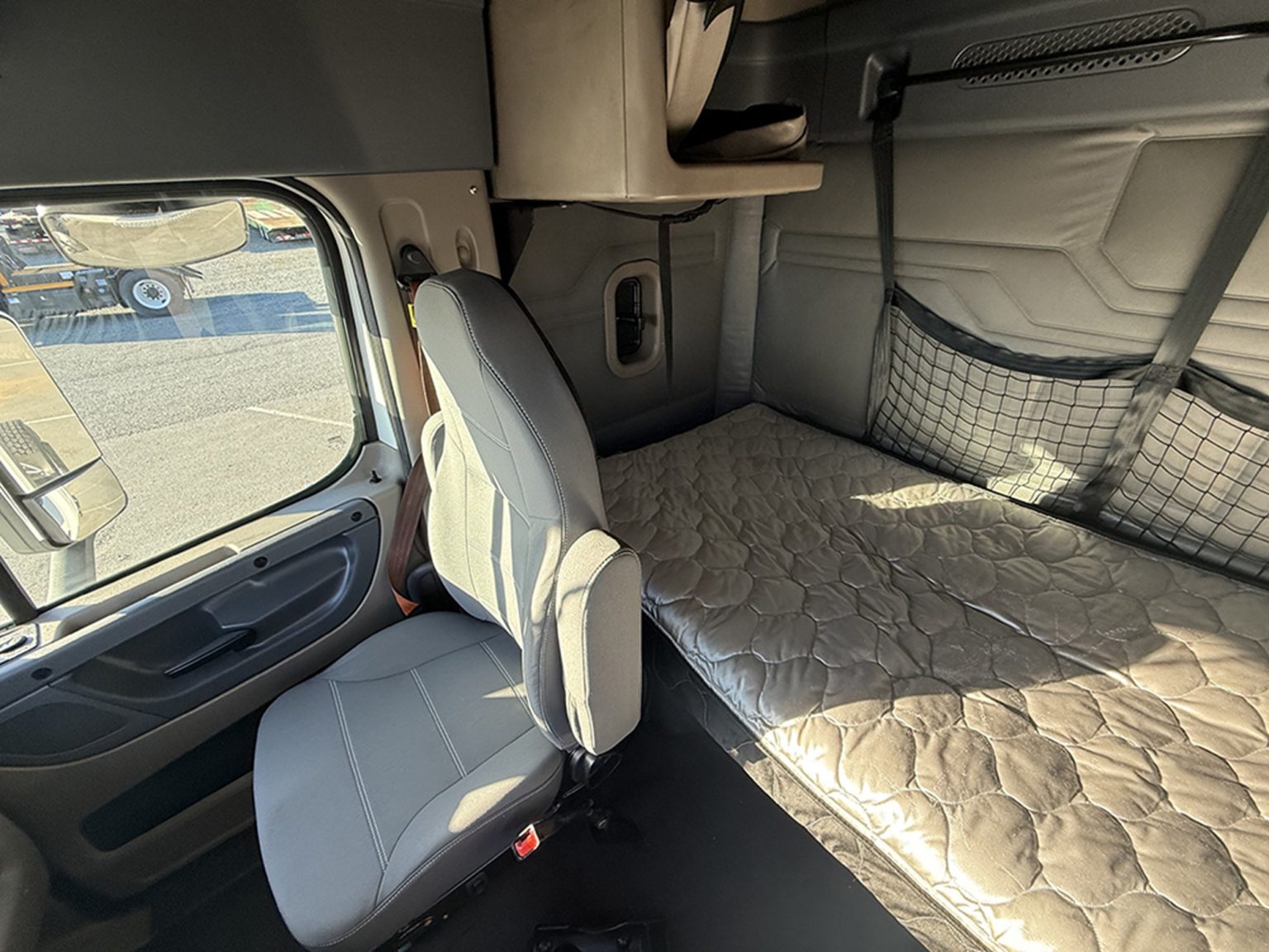 2019 Freightliner Cascadia 113 - Crook Motor Company